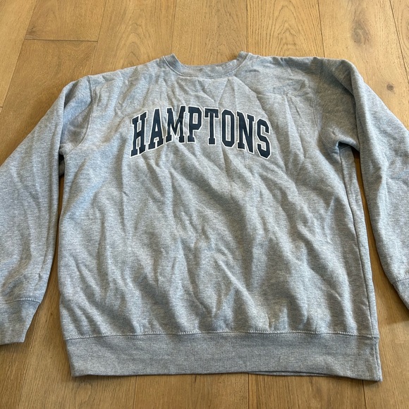 Jackets & Coats | Super Cute Hamptons Crew Neck Sweatshirt | Poshmark
